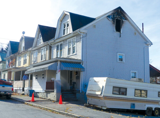 3 Third Avenue homes damaged in fire | News, Sports, Jobs - Altoona Mirror